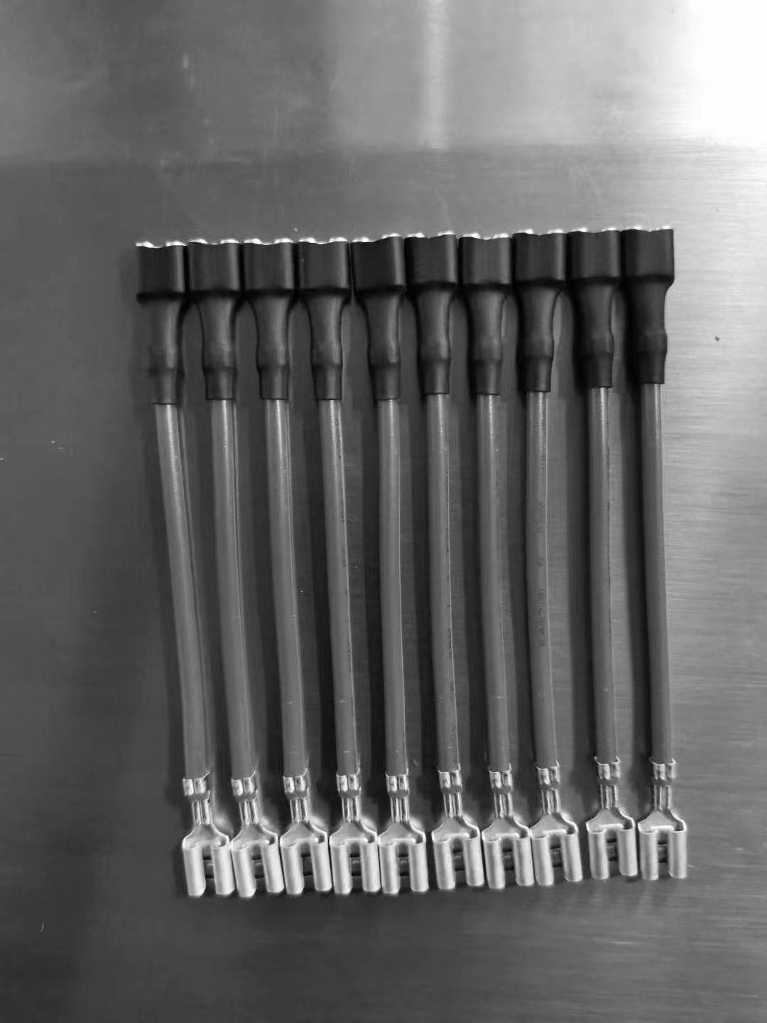 Instructions on the application of heat shrinkable tube (HST) - HongHao ...